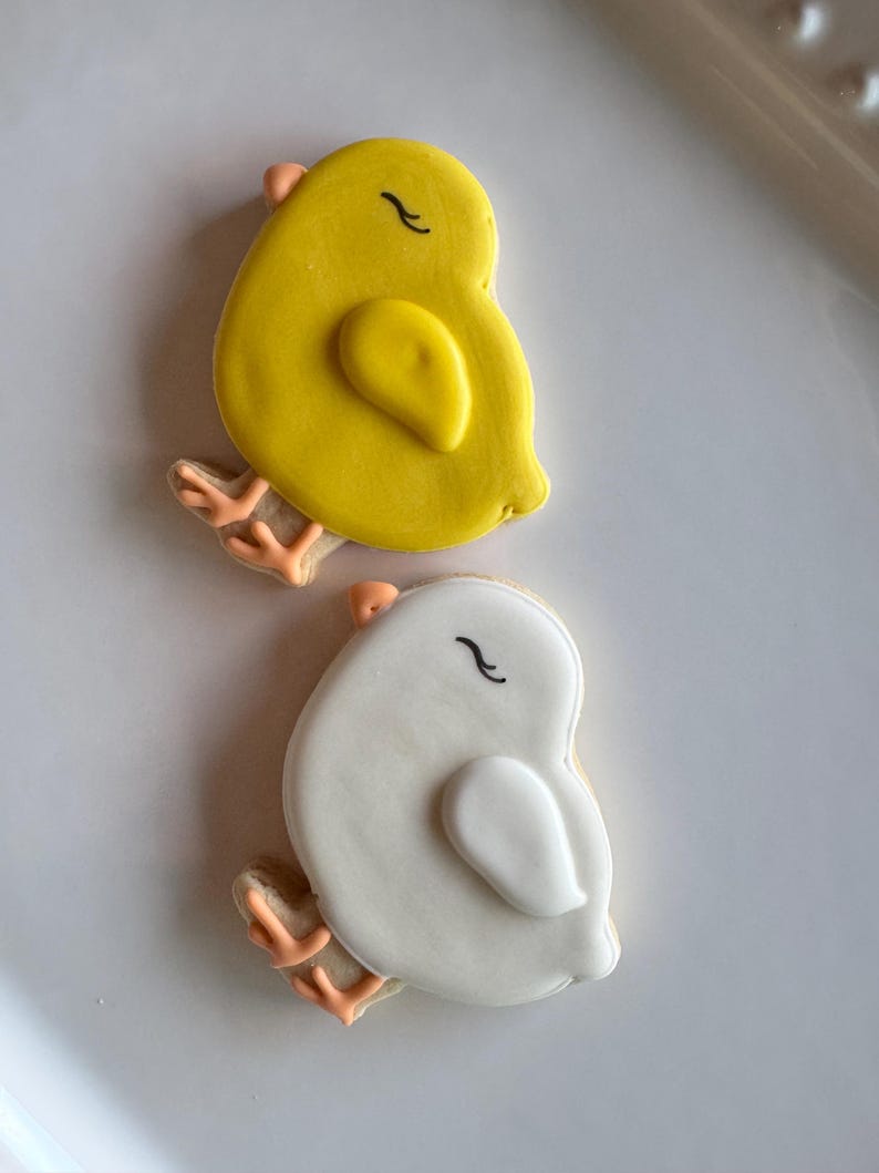 12 Chickens Sugar Cookies, Chicks First Birthday, Pollitos, Galletas De ...