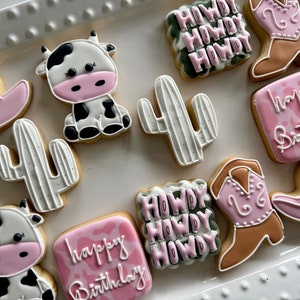 12 Cow Girl Cookies, First Birthday Cookies, Little Cow, Birthday ...