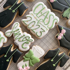 12 Graduation Floral Cookies, Prom Cookies, Senior Sugar Cookies, Class ...
