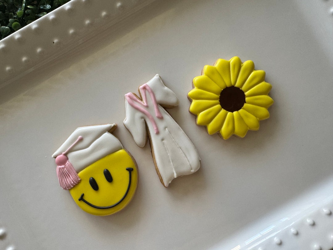 Graduation Cookies, Graduation Gift, Prom Cookies, Sunflower Cookies ...