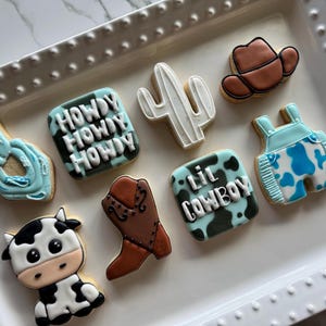 12 Cow Girl Cookies, First Birthday Cookies, Little Cow, Birthday ...