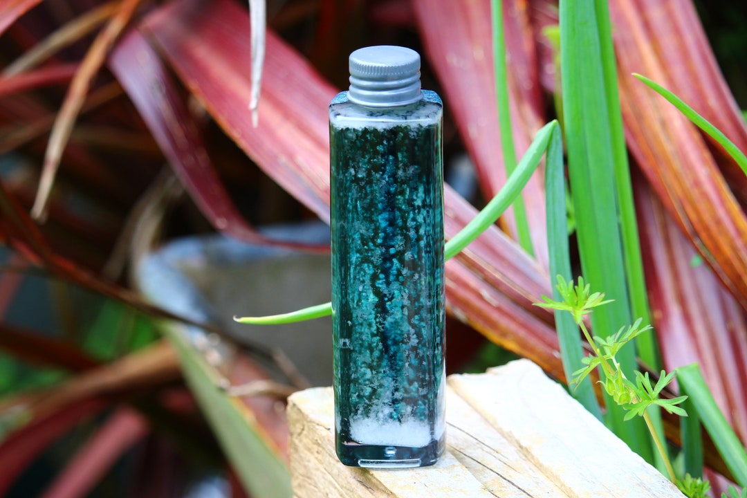 Storm Glass Blue Pattern Weather Predictor Glass Barometer Rustic Home ...