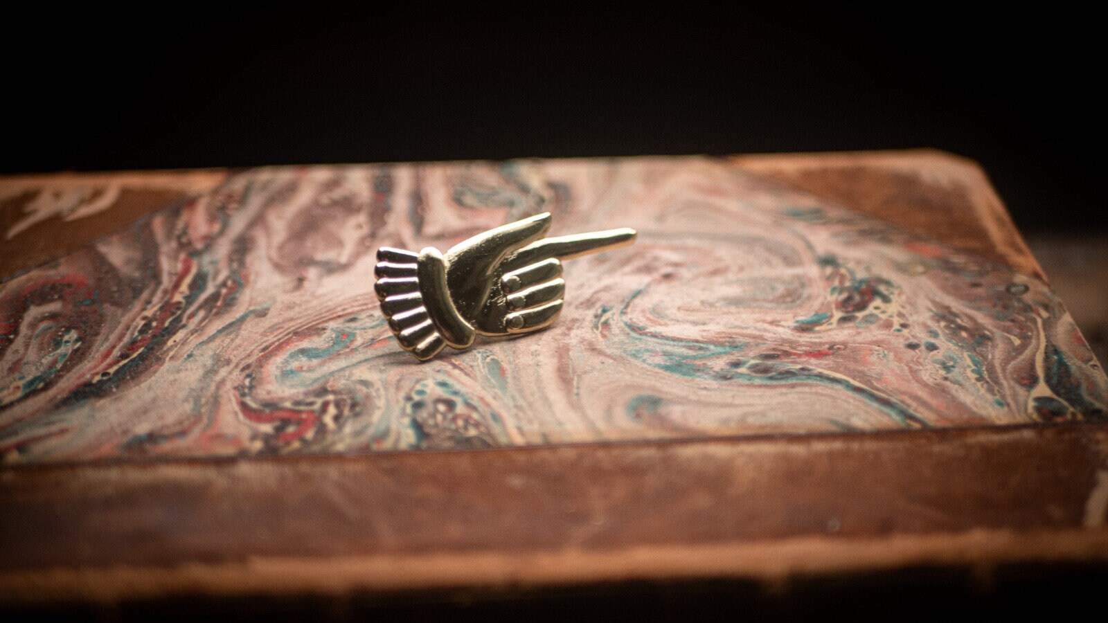 Pointing Hand 3D Enamel Pin Wizarding Pin Collection Mr - Etsy