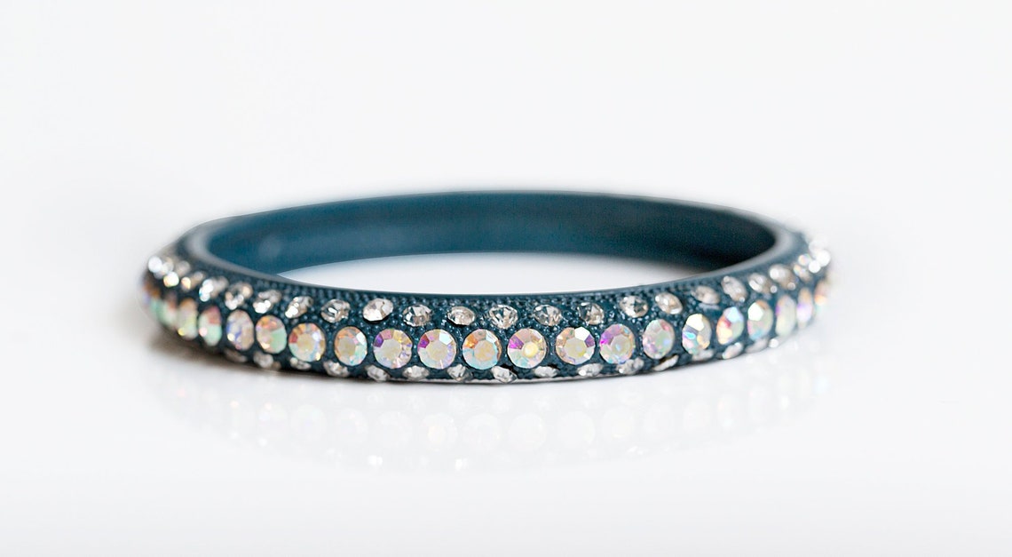 Vintage Crystal Bangle With a Solid Blue Metal Base - Etsy