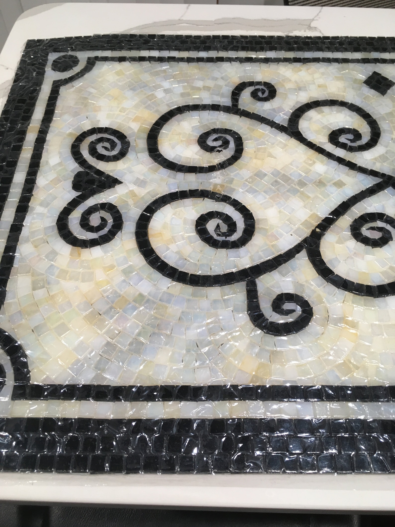 Kitchen Mosaic- Stephanie Mural -glass Tile Mosaic Black and Cream ...