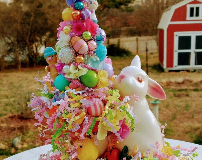 Avon Sunny Bunny Taper Holder; Spring Floral Topiary; Petite Easter ...