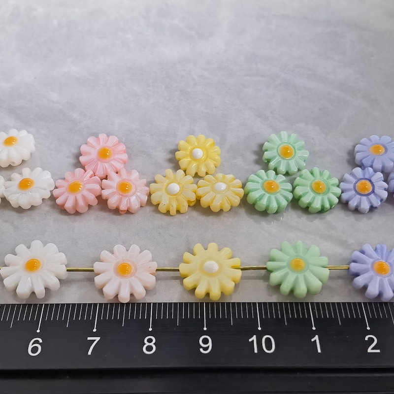 Daisy Bead - Etsy