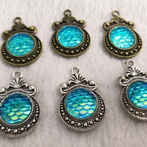 10pcs Aurora Aqua Blue Round Dome Fish Scale Charm ,19x28mm Mermaid ...