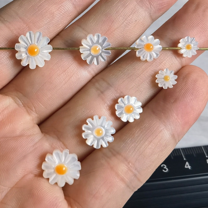 Daisy Bead - Etsy