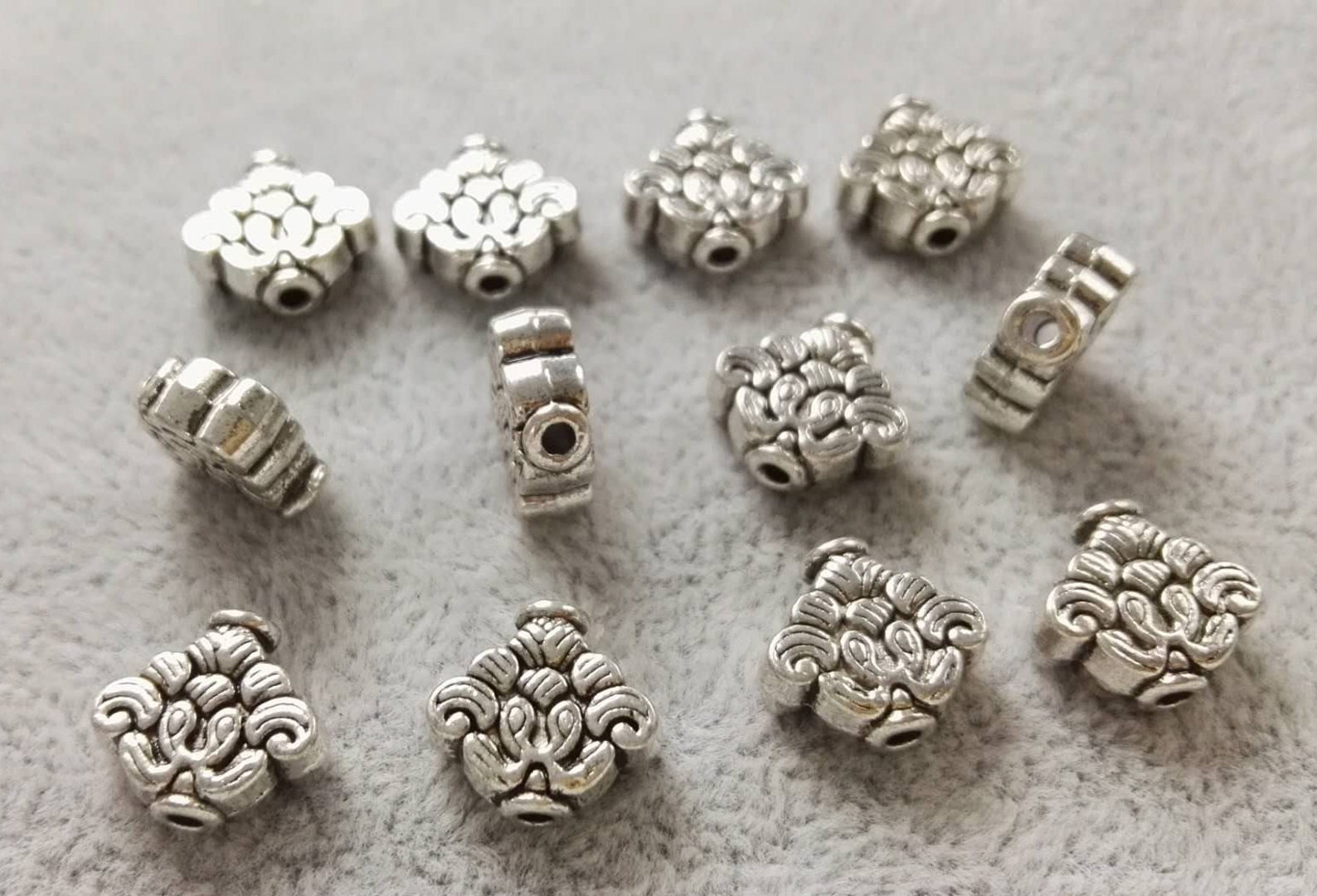 30pcs Double Sided Lotus Flower Beads , Lotus Spacer Beads , Nepalese ...