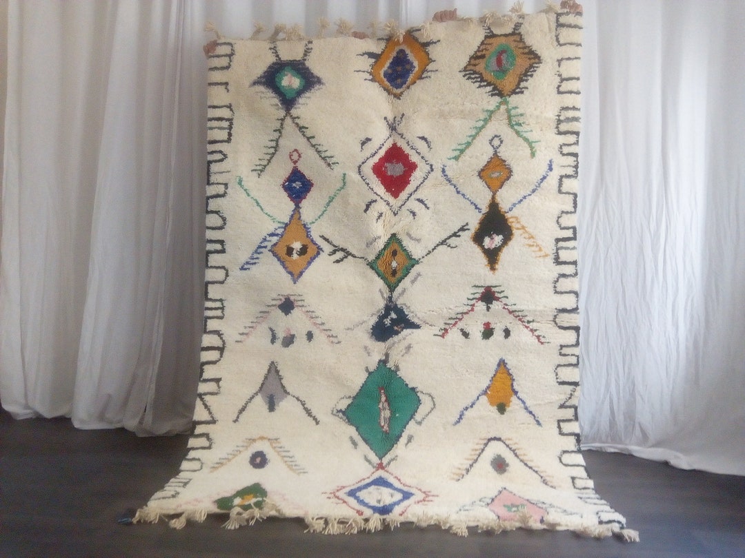 Handmade Ivory Wool Moroccan Rug: Colorful Beni Ouarain Style - Etsy