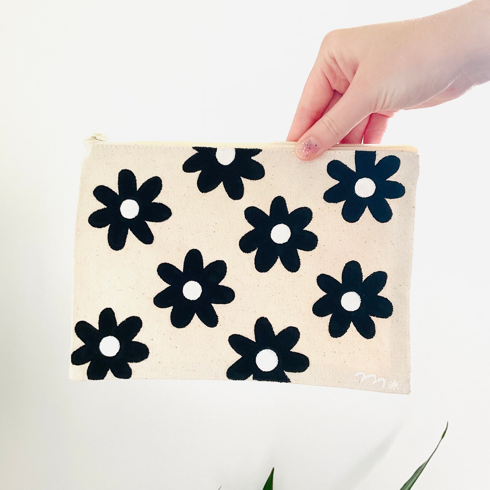 Black Flower Pouch/ Flower Pouch/ Canvas Pouch/ Zipper Pouch/ - Etsy