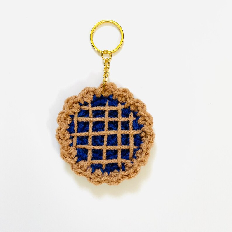 Blueberry Pie Keychain/ Crochet Blueberry Pie Keychain/ - Etsy