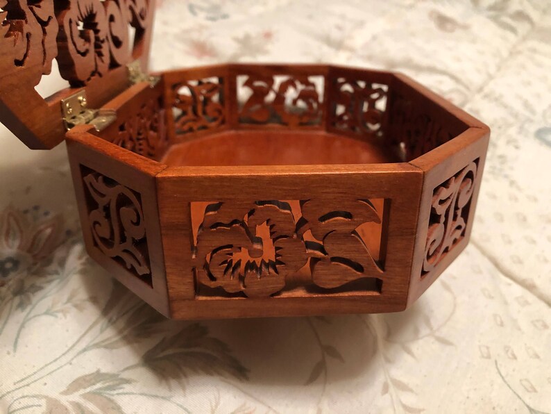Jewelry and Keepsake Box - Etsy