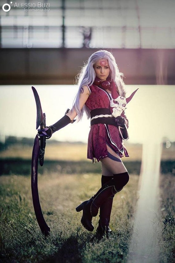 League Of Legends Diana Cosplay