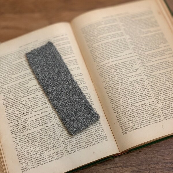 Knitted Bookmark - Etsy