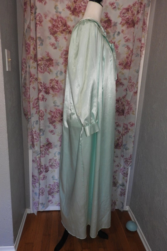 Vintage 1980's Long Granny Nightgown~ Satin Finish~ N… - Gem