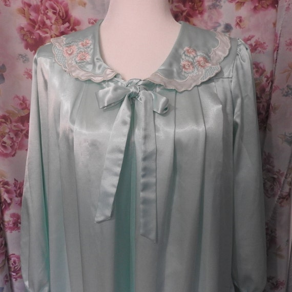 Vintage 1980's Long Granny Nightgown~ Satin Finish~ N… - Gem