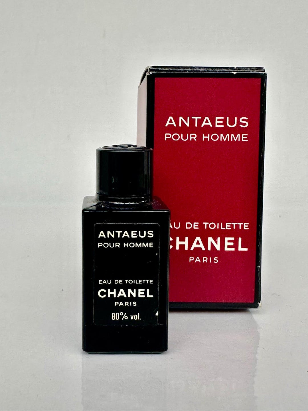 Antaeus van Chanel - Voor heren - Etsy Nederland