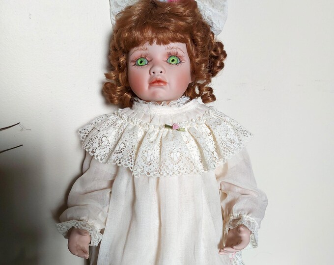 Hamilton Collection "amelia" PORCELAIN DOLL 1994 - Etsy