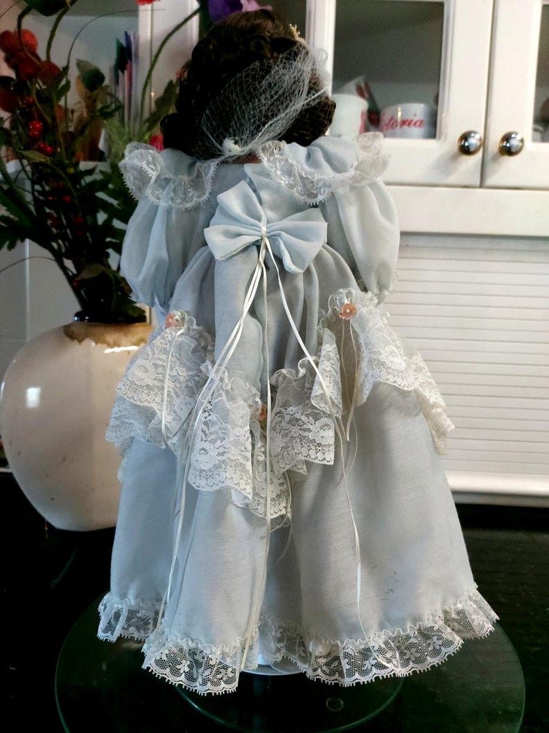 Vintage the Heritage Heirloom Collection Unique Porcelain Doll, Art ...