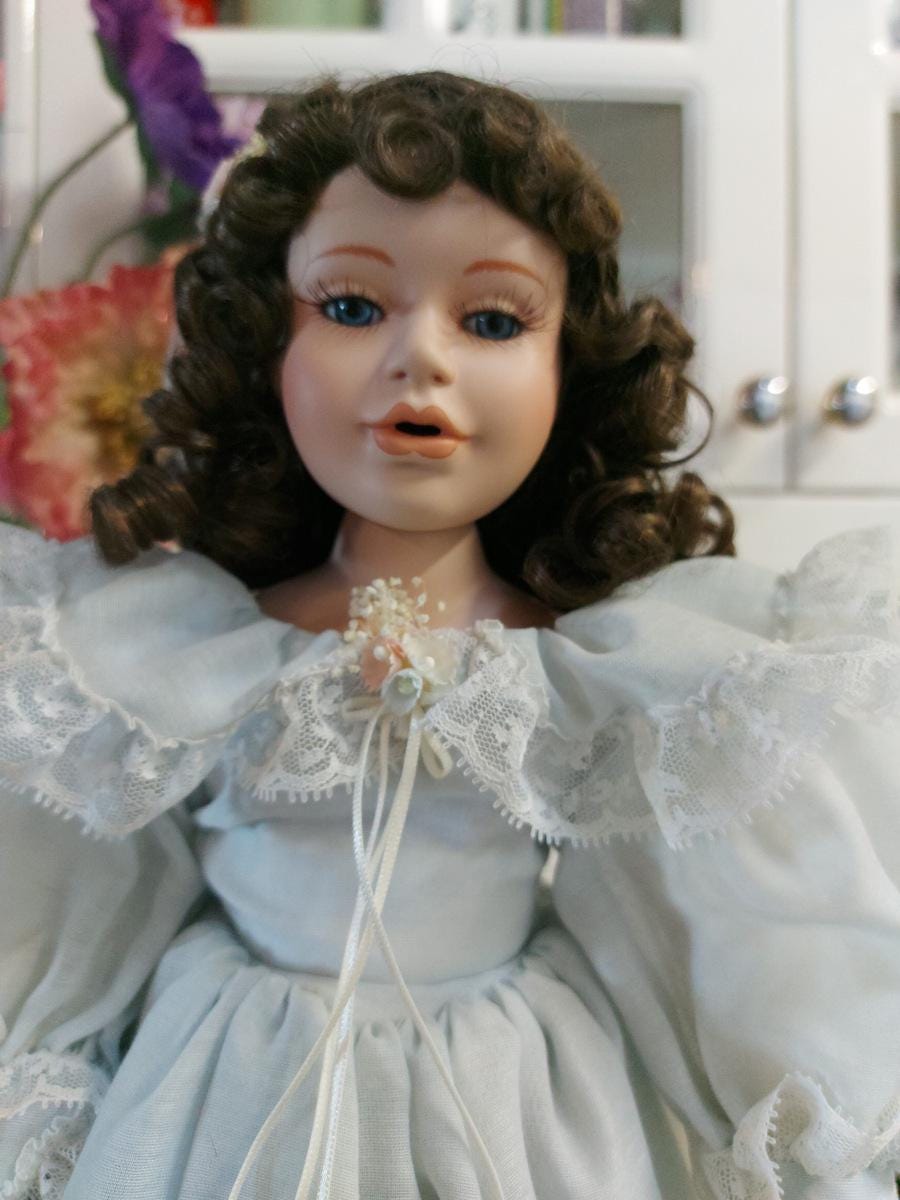 Vintage the Heritage Heirloom Collection Unique Porcelain Doll, Art ...