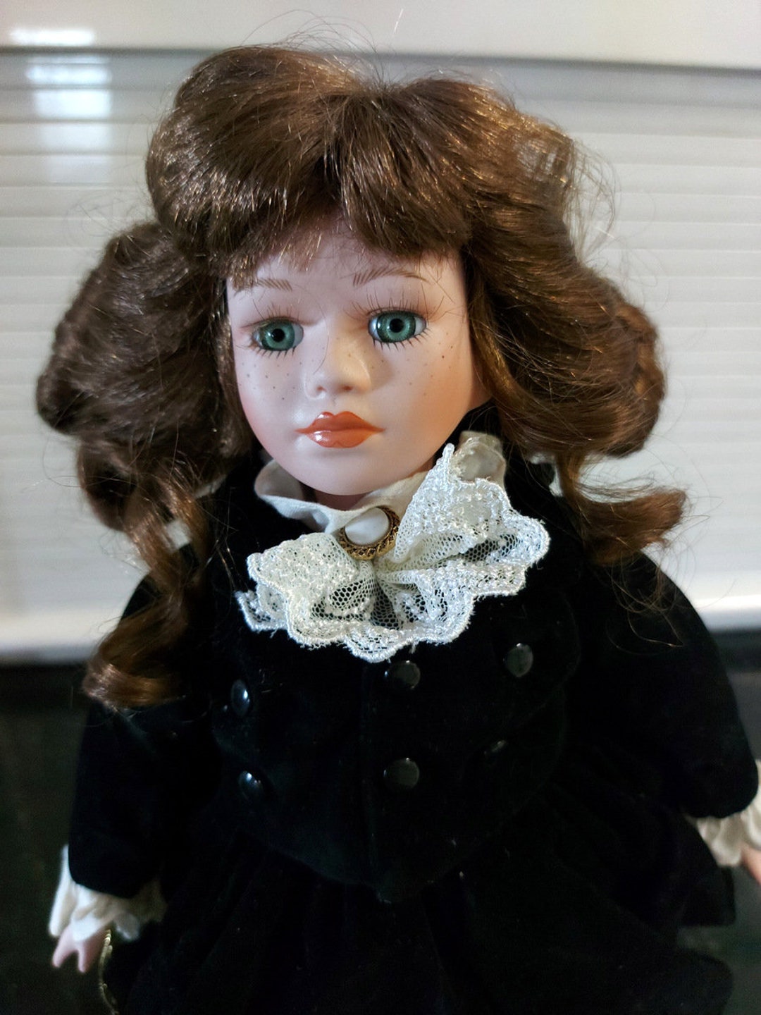 Vintage Leonardo Collector's Porcelain Doll With Stamp Collectible Doll ...