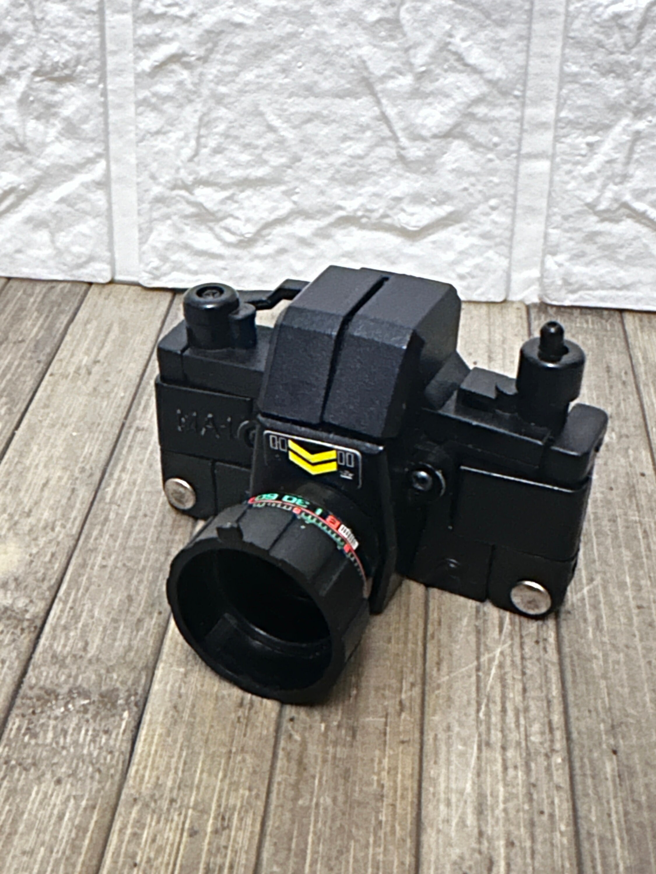 Select Convertors Focus Spies Vintage 1980s Transforming Robot Action ...