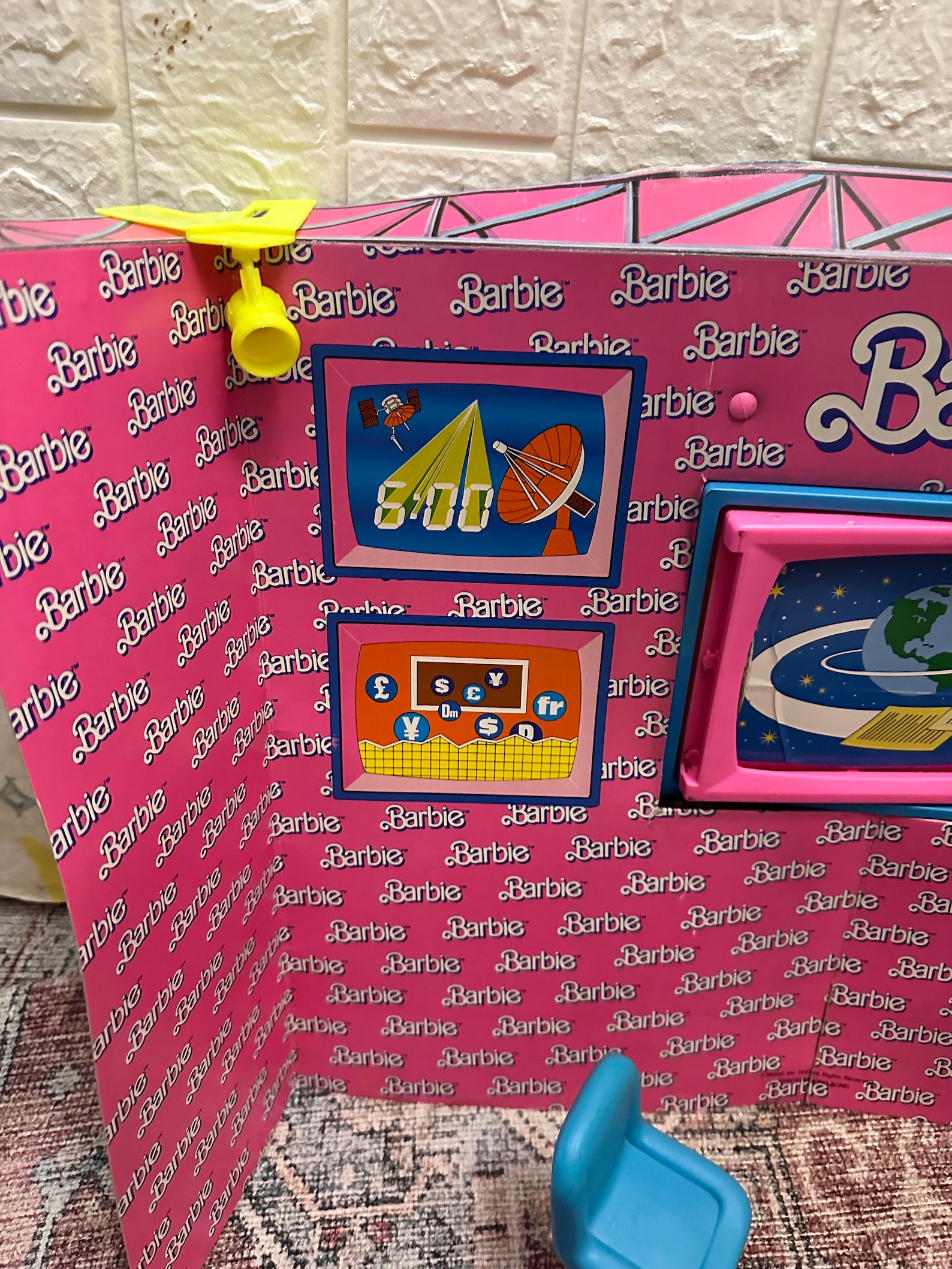 Barbie 6 O’clock News / Newsroom Playset - Vintage 1980s Doll Accessory ...
