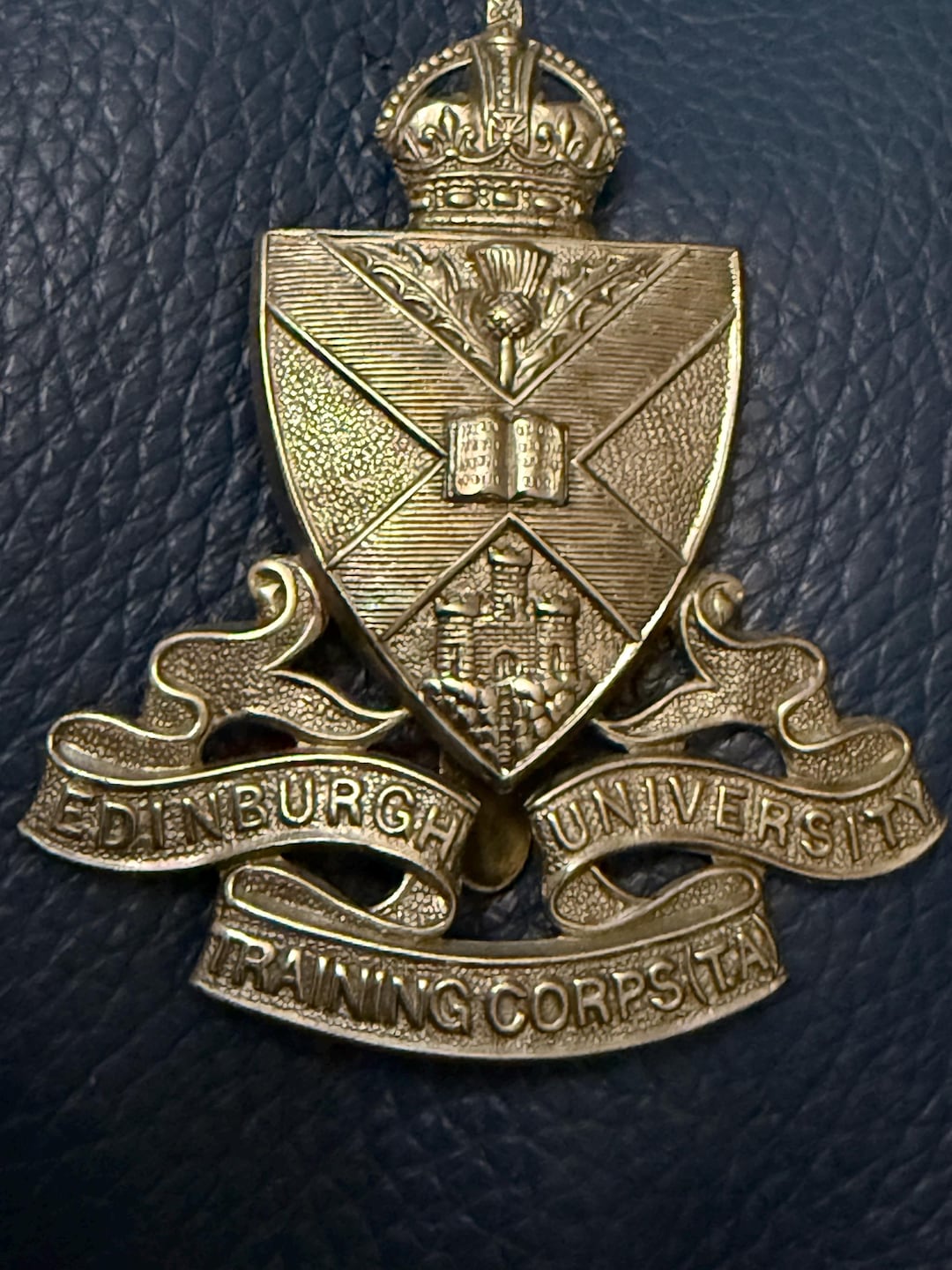 WW2 British Army Edinburgh University OTC Officer Training Cap Badge ...
