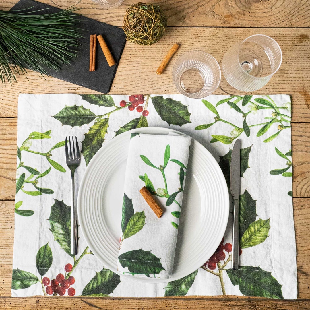 Linen Placemats Set With Holly and Mistletoe Print, White Christmas ...