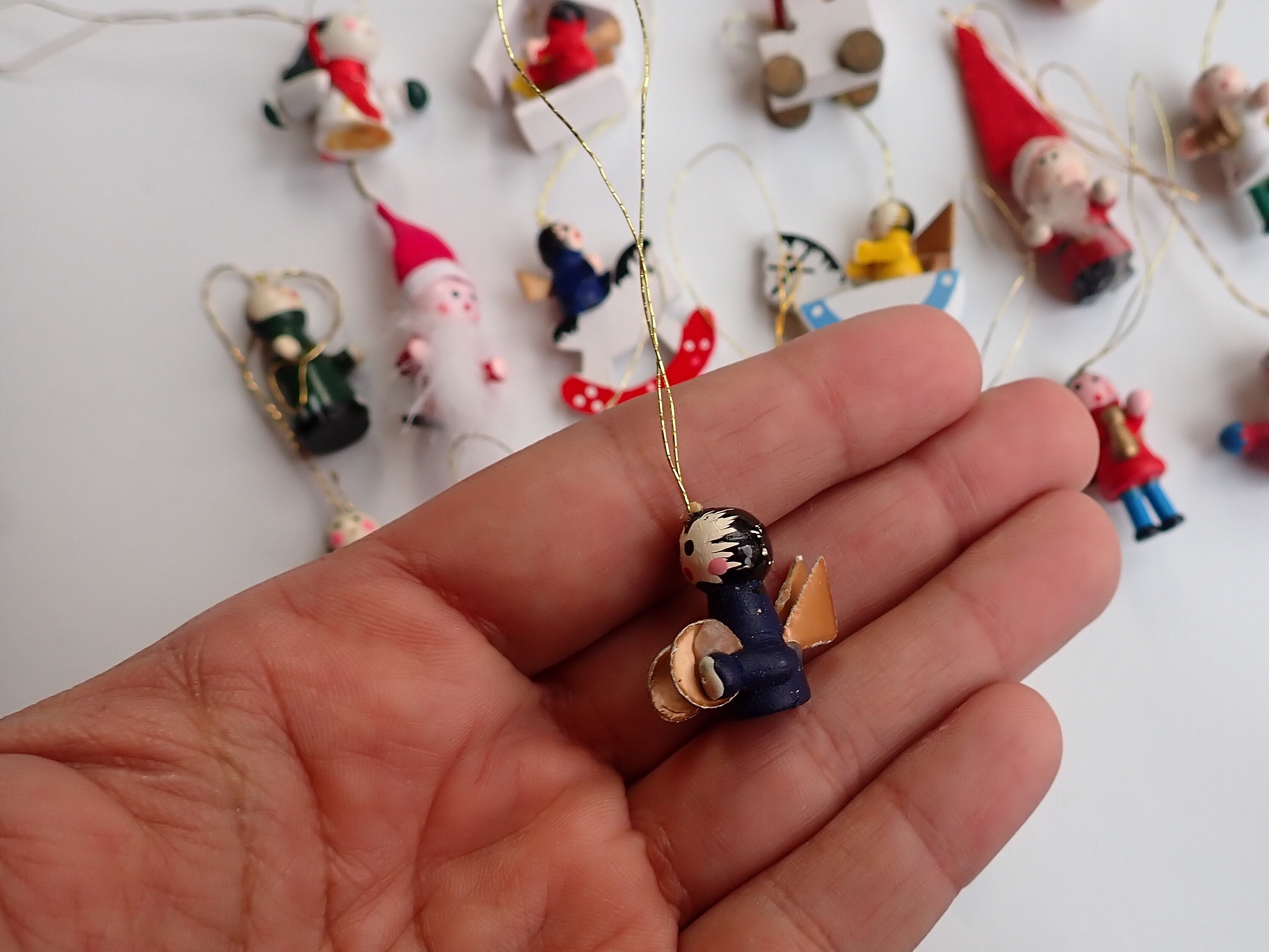 Vintage Wooden Miniature Christmas Ornaments Set of 20 Tabletop Tree ...