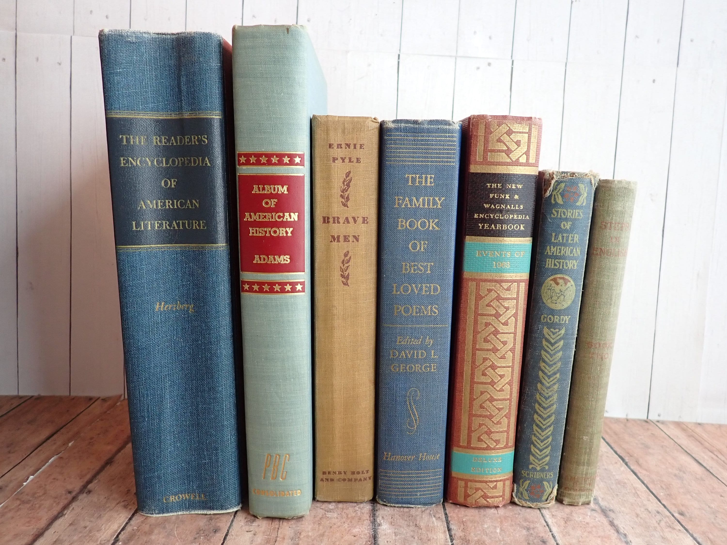 Vintage Book Set of 7 Books Blue Tan Red Bookshelf Bundle Office ...