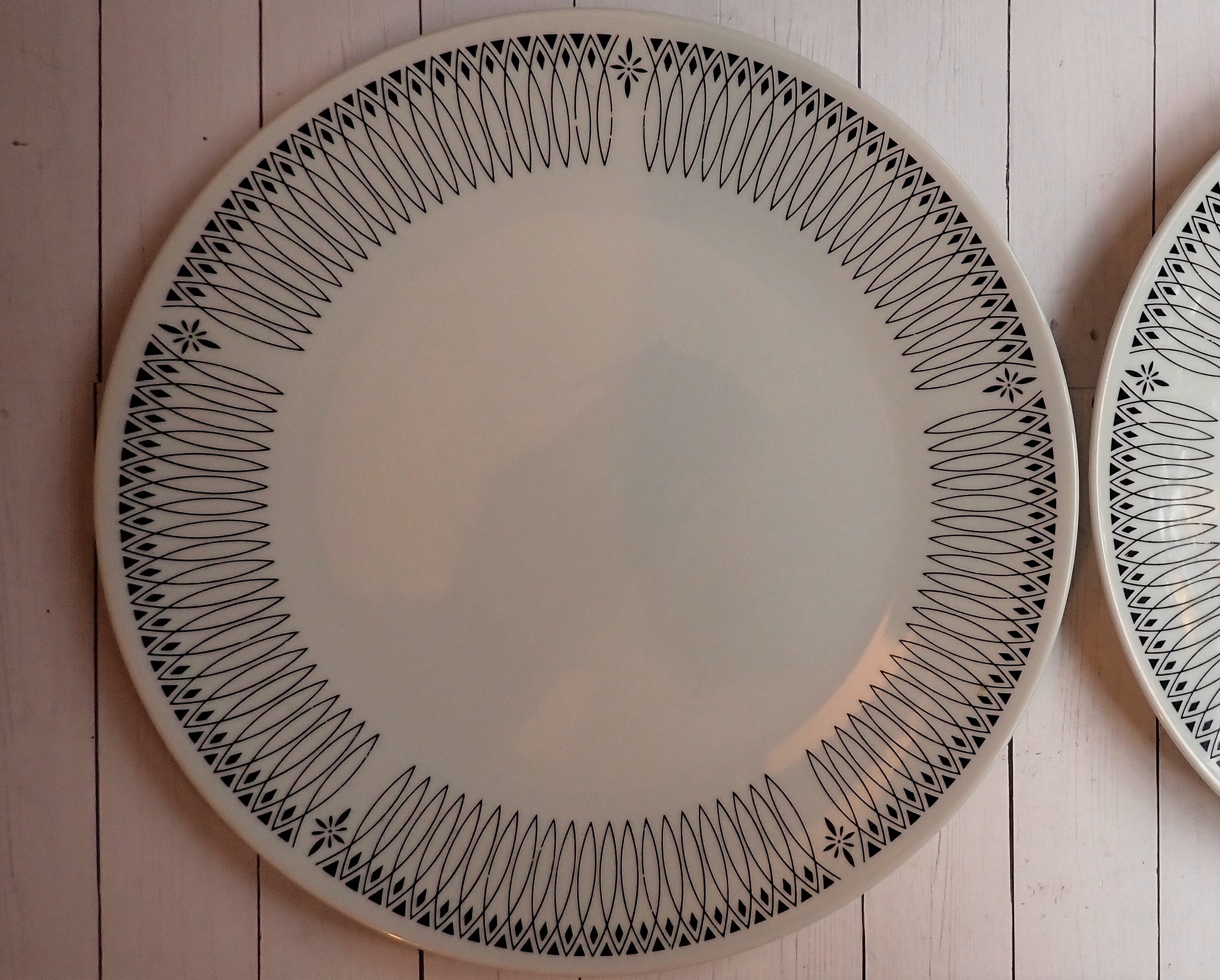 Vintage Harmony House FINLANDIA Dinner Plate Set of 2 White Ceramic ...