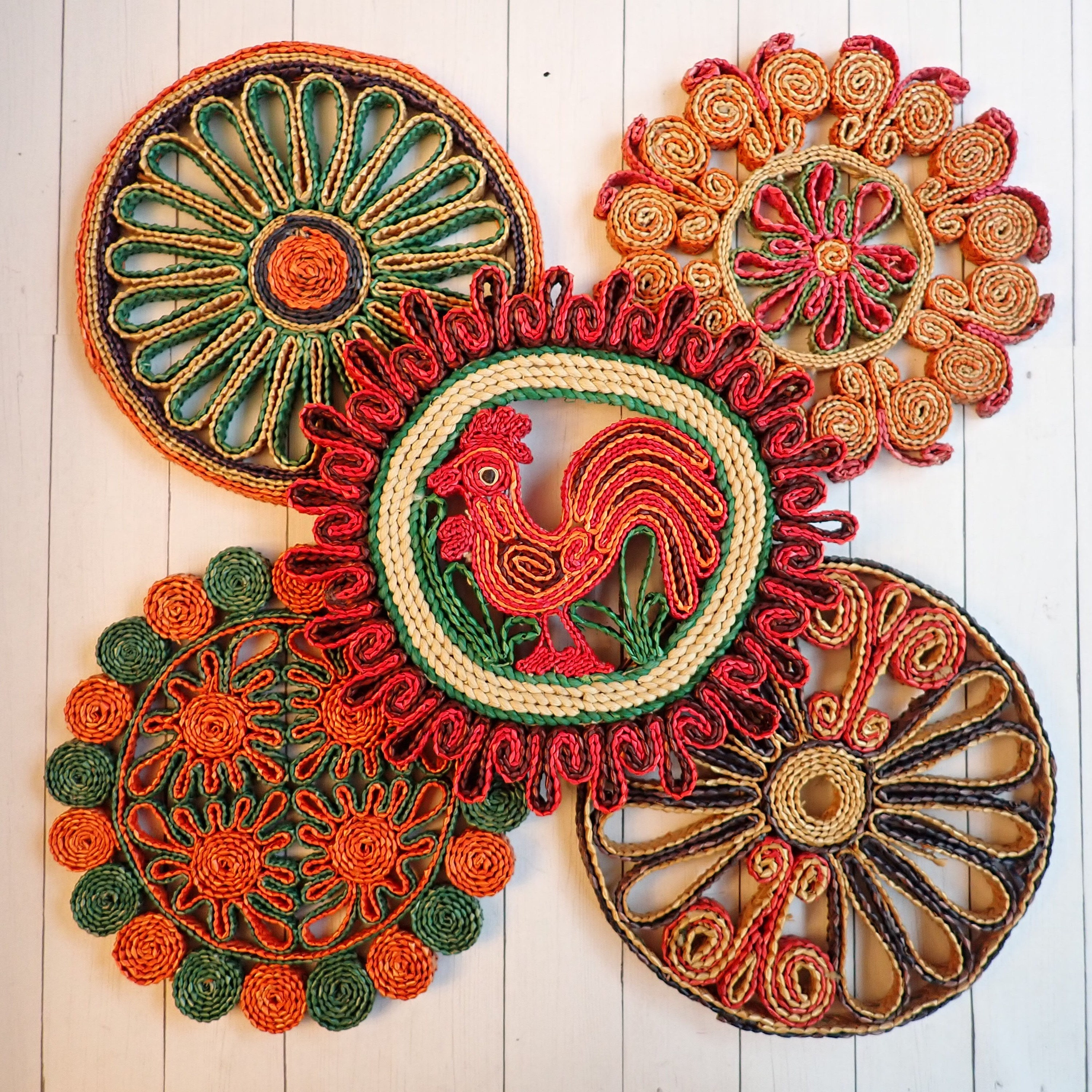 Vintage Wicker Rattan Woven Trivet Hotplate Set of 5 Colorful Red Green ...