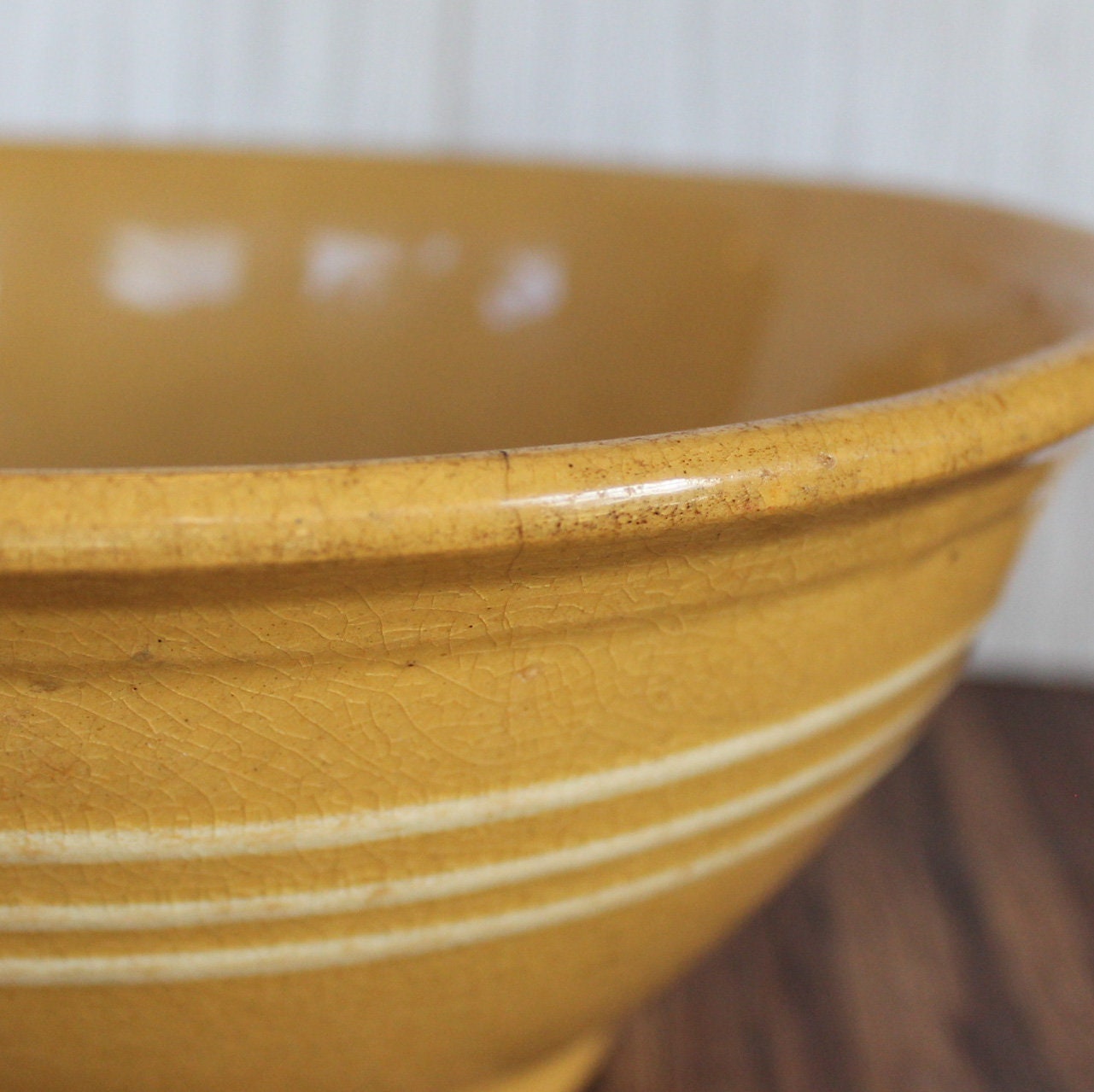 Vintage Yellowware 10 Striped Mixing Bowl Yellow with White Stripes ...