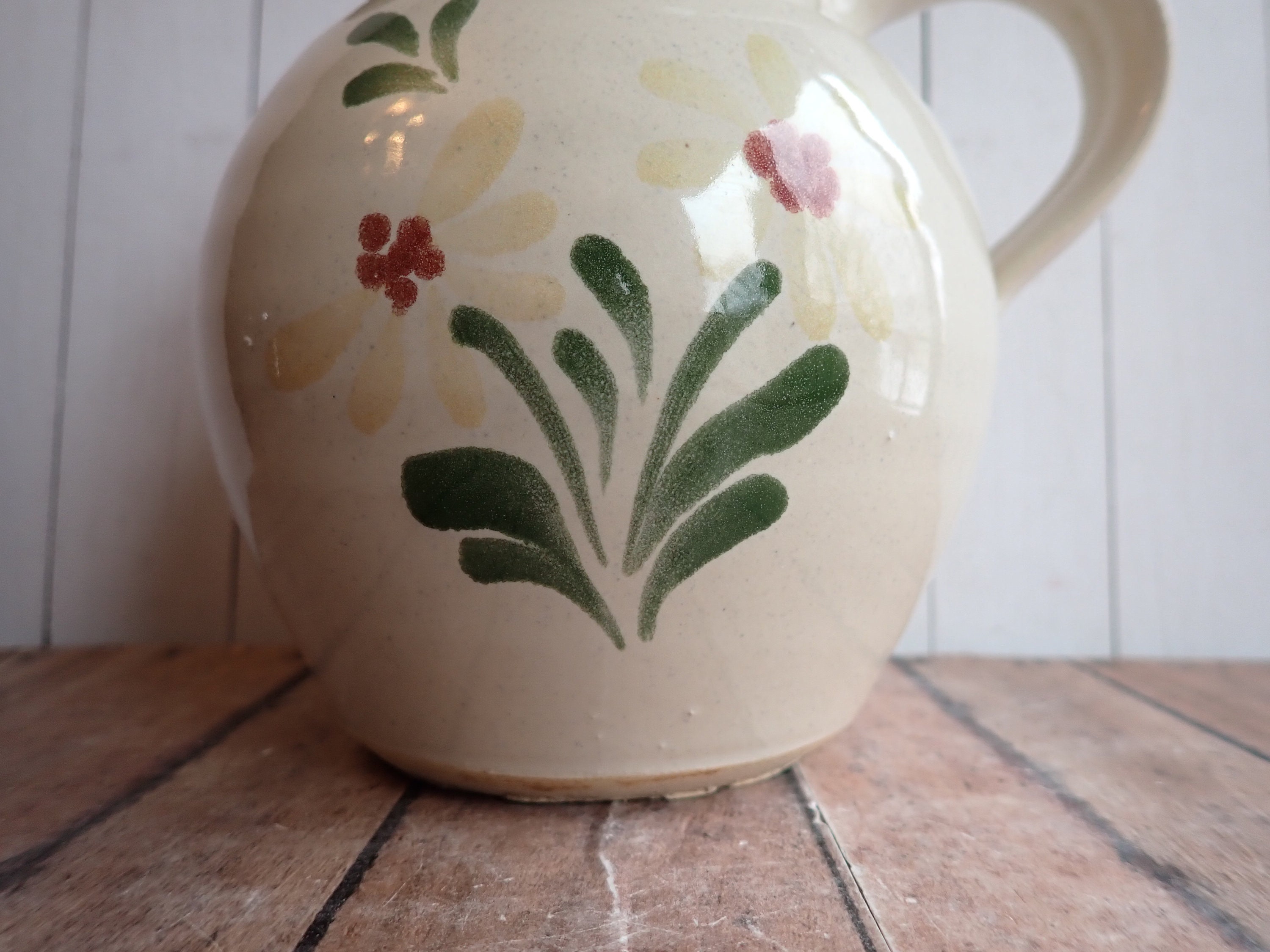 Vintage ROWE POTTERY WORKS Pitcher White with Yellow Flower and Green ...