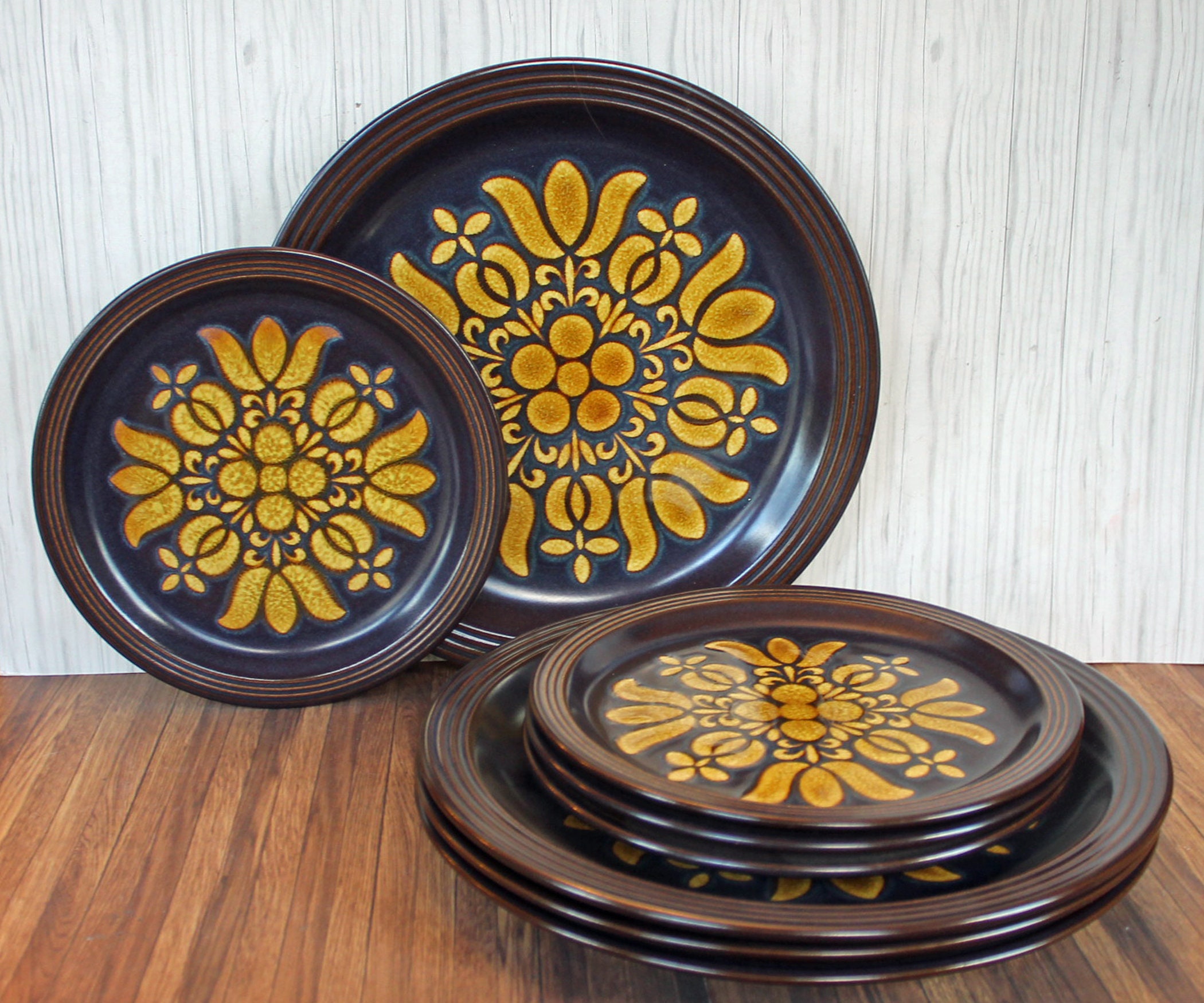 Vintage Style House COSTA BRAVA Wardstone Plate Set of 8 Dinner and ...