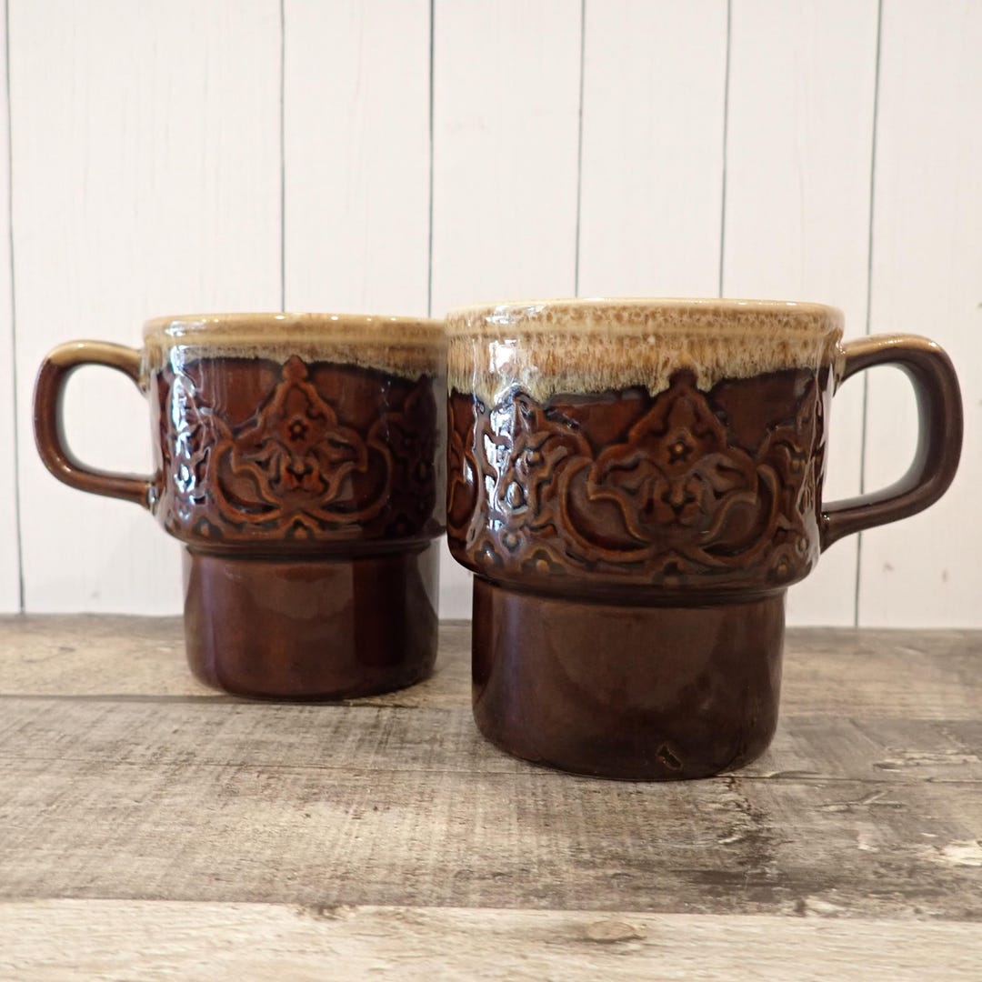 Vintage Japan Stacking Mugs Set of 2 Brown Ceramic Mugs With Tan Drip ...