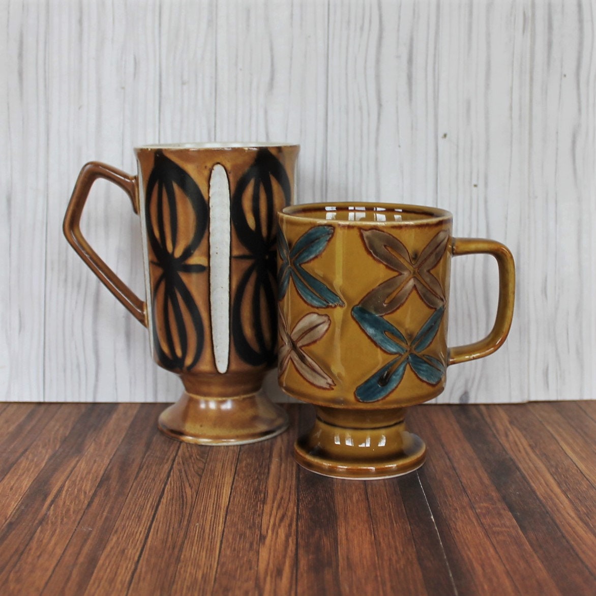 RESERVED for Z. Vintage Stoneware Footed Mug Set of 2 Gold Black ...