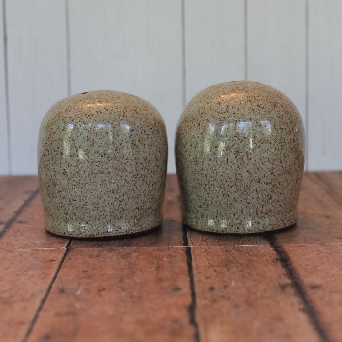 Vintage Old Time Pottery Salt and Pepper Shakers Set of 2 Gray with ...