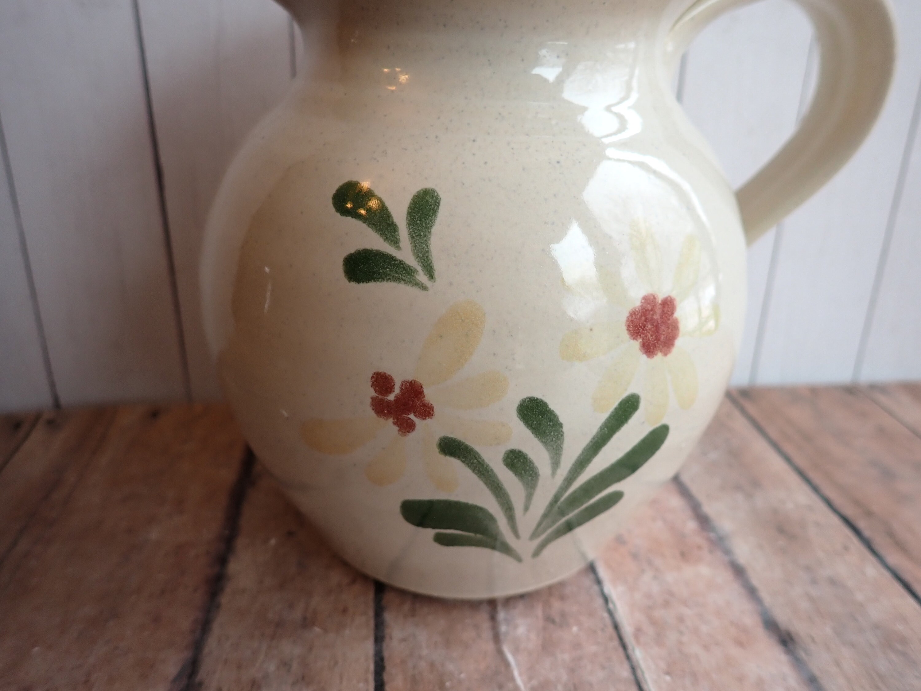 Vintage ROWE POTTERY WORKS Pitcher White with Yellow Flower and Green ...