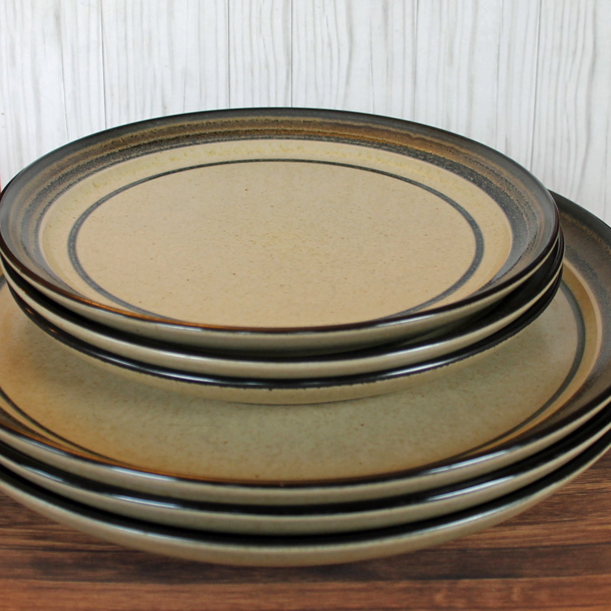 Vintage Noritake BLUEBERRY Stoneware Salad Plates or Dinner Plates Set ...
