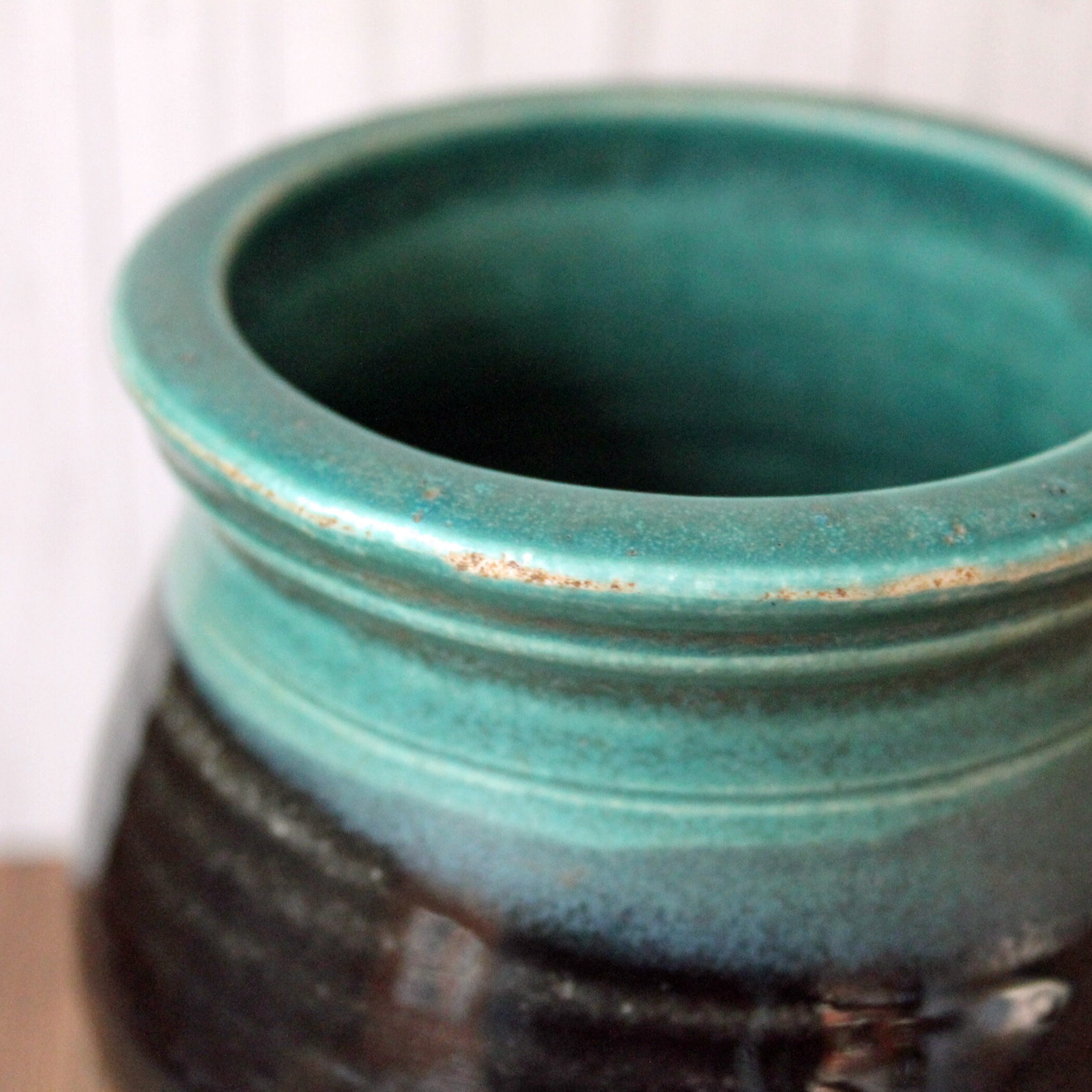 Vintage GALENA POTTERY Stoneware Vase or Planter Black Grey Green ...
