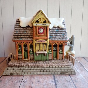 Vintage LEFTON Colonial Village Old Time Station Train Station ...