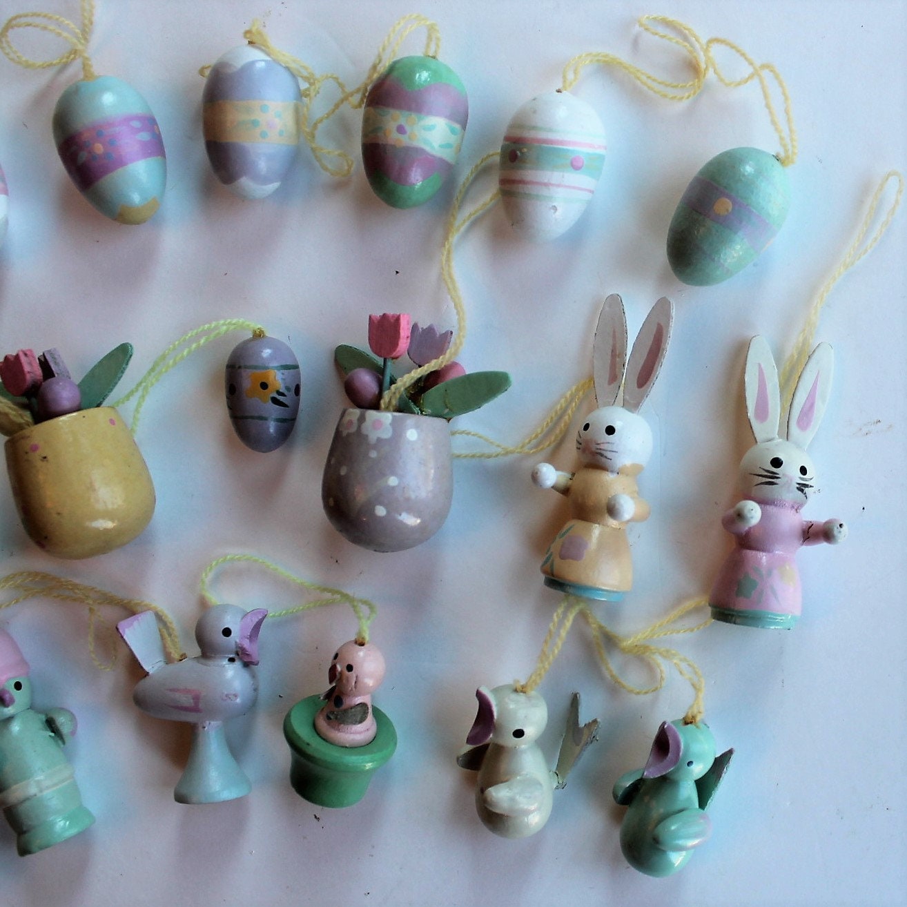 Wintage Wood Easter Ornaments Set of 20 Miniature Wooden Eggs Birds ...