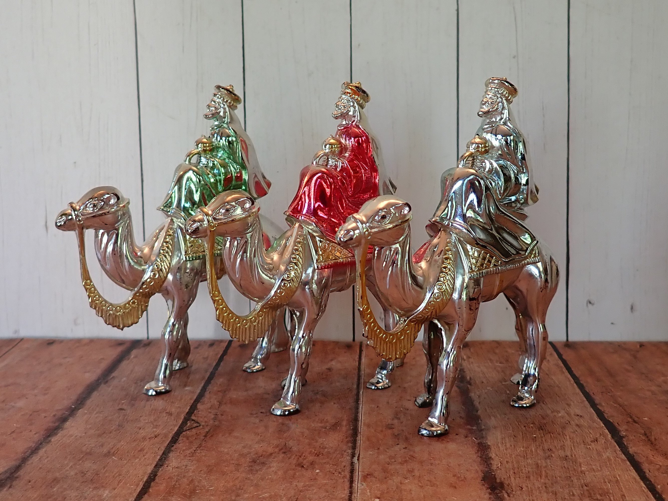 Vintage Set of 3 Silver Plastic Wise Men on Camels Christmas Ornaments ...