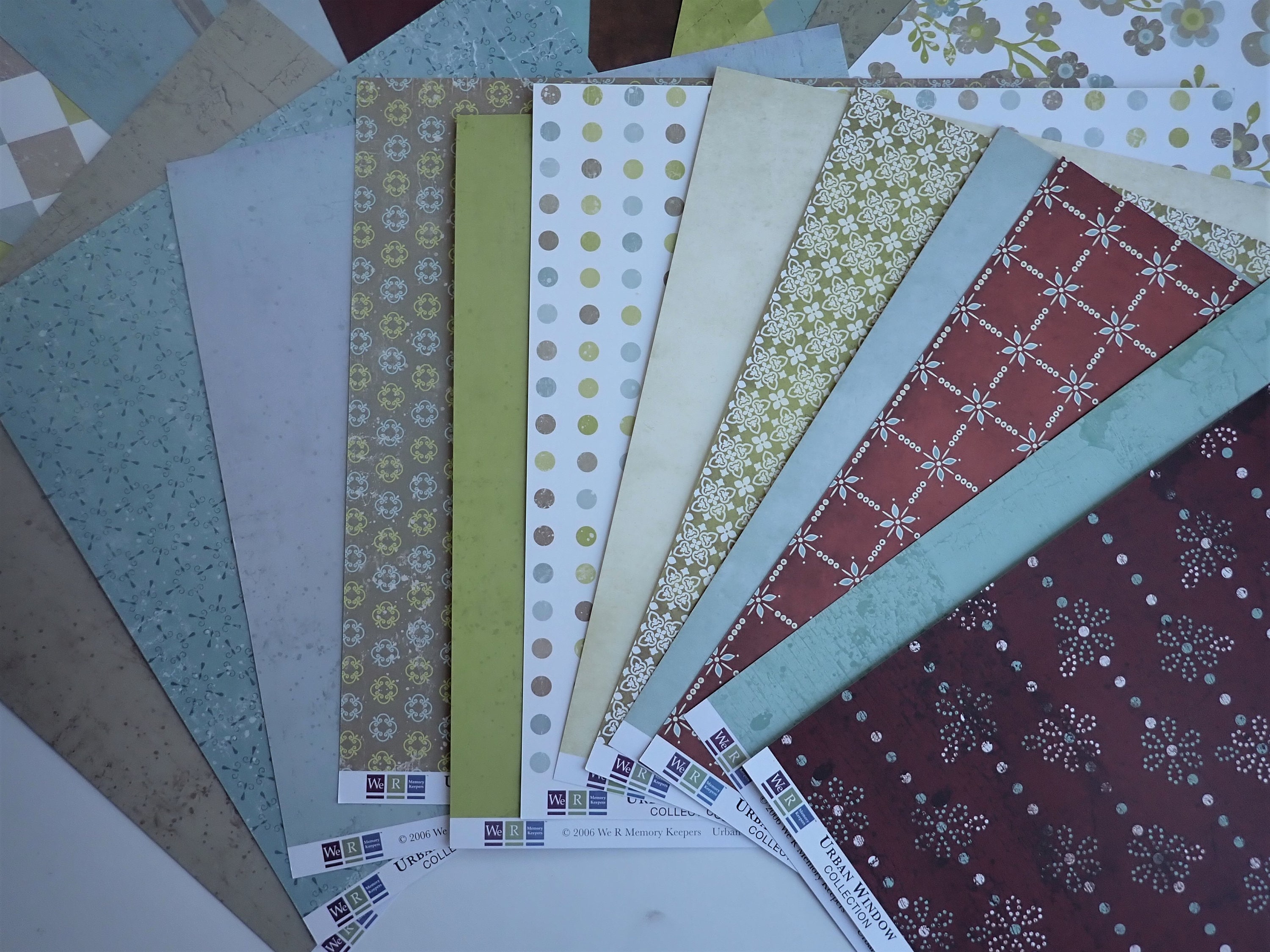 We R Memory Keepers 12x12 Scrapbook Paper Urban Window Collection Set ...