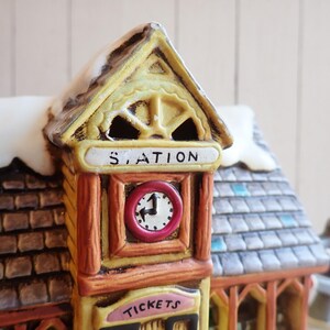 Vintage LEFTON Colonial Village Old Time Station Train Station ...