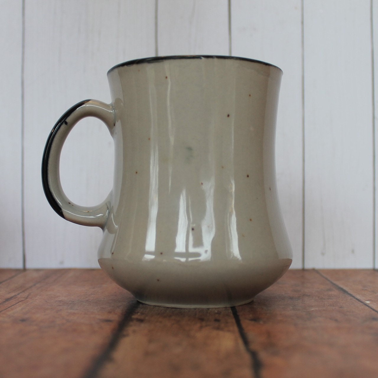 Vintage Stoneware Mug Set of 2 Gray Brown Rustic Flower Floral Design ...
